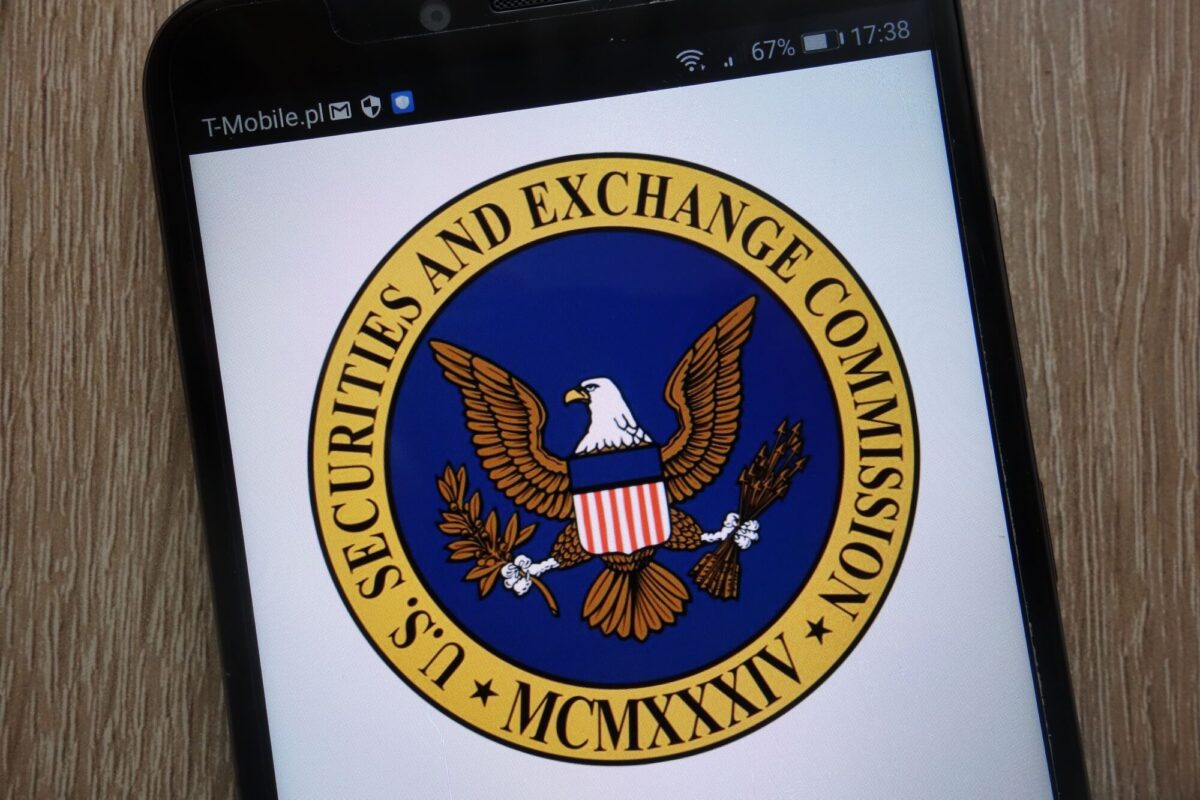 SEC approves in-kind redemptions for spot Bitcoin and Ethereum ETFs - Crypto Valley Journal
